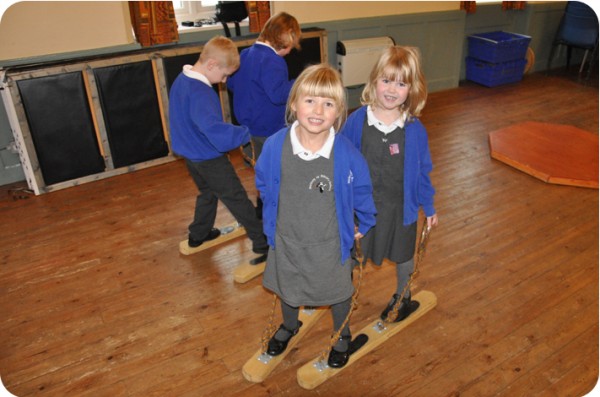 year-1-and-2-team-building-activity-day - Problem solving / team ...